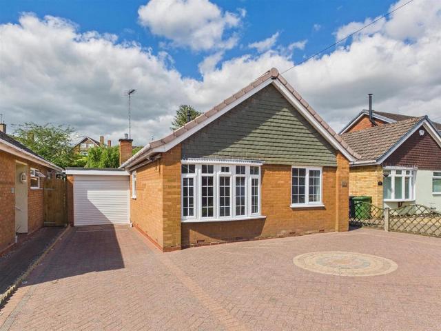 2 bedroom bungalow for sale