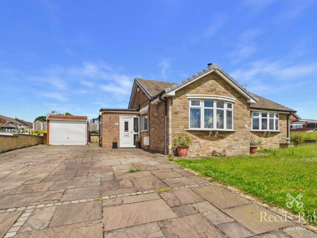 2 bedroom bungalow for sale