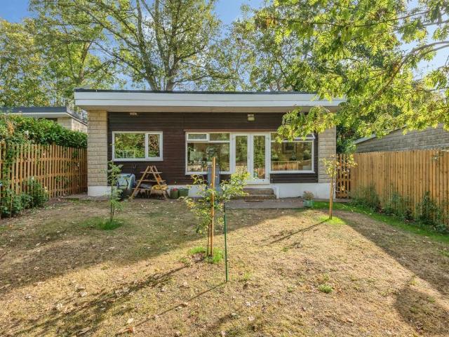 2 bedroom bungalow for sale