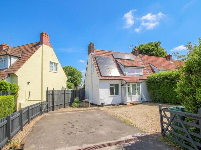 2 bedroom bungalow for sale