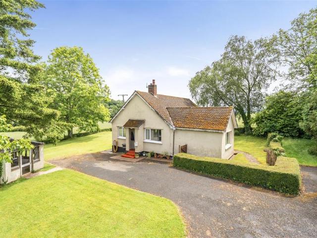 2 bedroom bungalow for sale
