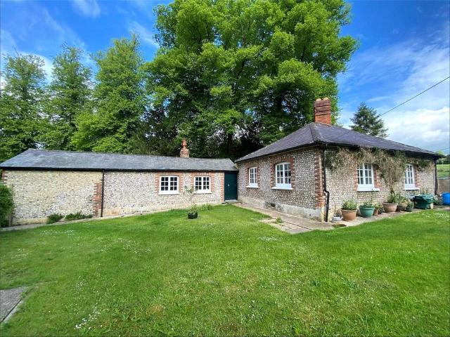 2 bedroom bungalow for sale