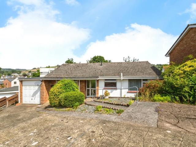 2 bedroom bungalow for sale