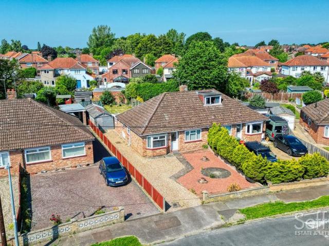 2 bedroom bungalow for sale