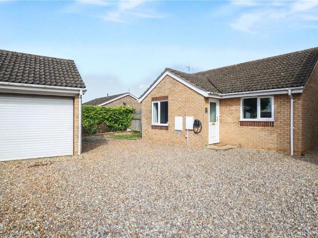 2 bedroom bungalow for sale