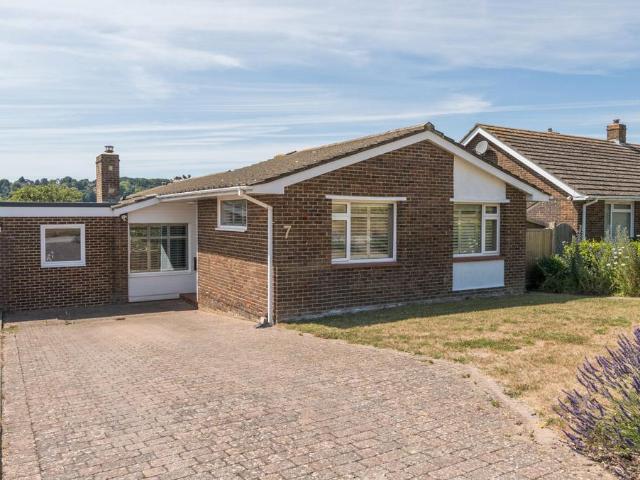 2 bedroom bungalow for sale