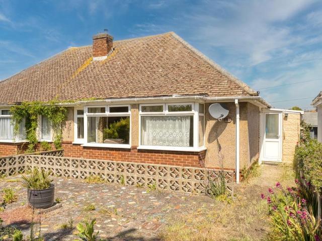 2 bedroom bungalow for sale