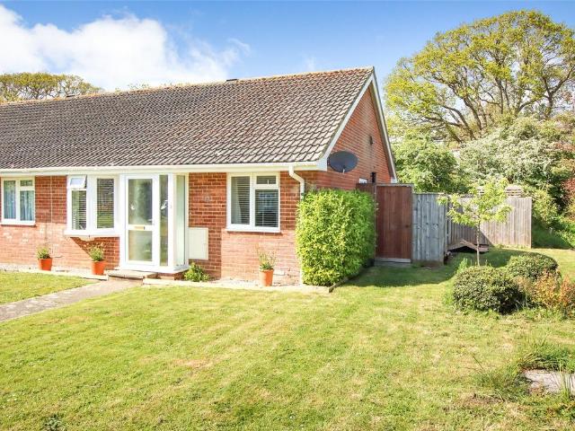 2 bedroom bungalow for sale
