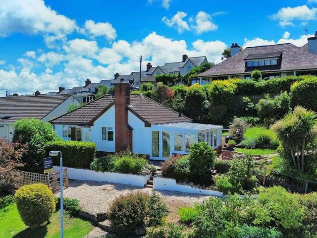 2 bedroom bungalow for sale