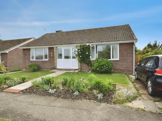 2 bedroom bungalow for sale