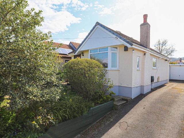2 bedroom bungalow for sale