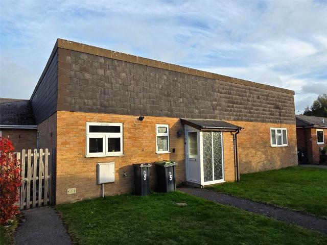 2 bedroom bungalow for sale