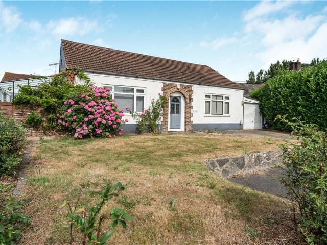 2 bedroom bungalow for sale