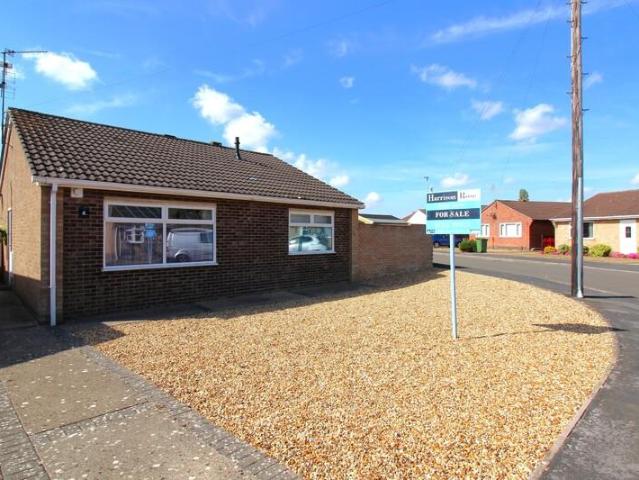 2 bedroom bungalow for sale