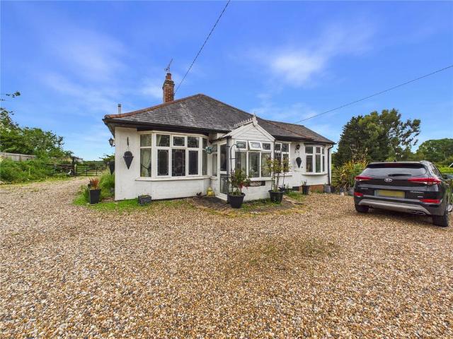 2 bedroom bungalow for sale