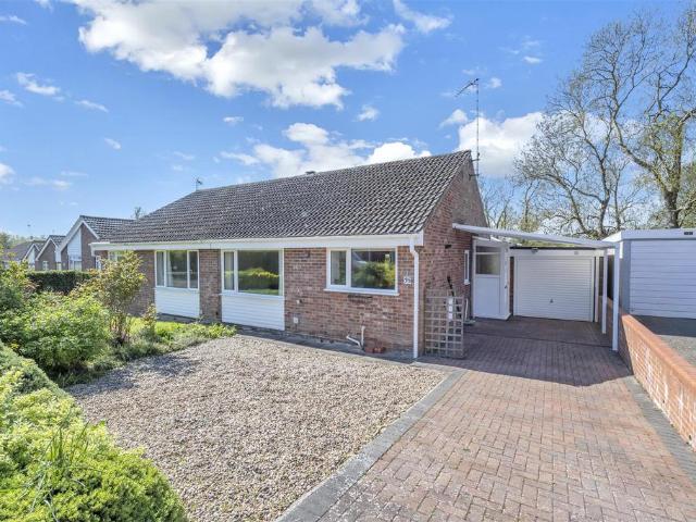 2 bedroom bungalow for sale