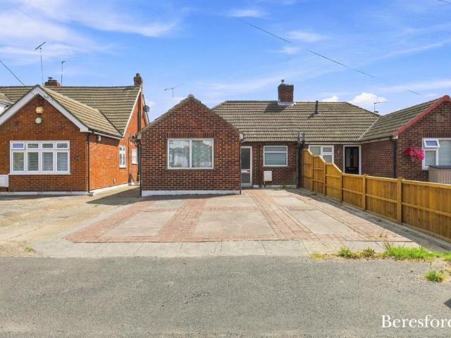 2 bedroom bungalow for sale