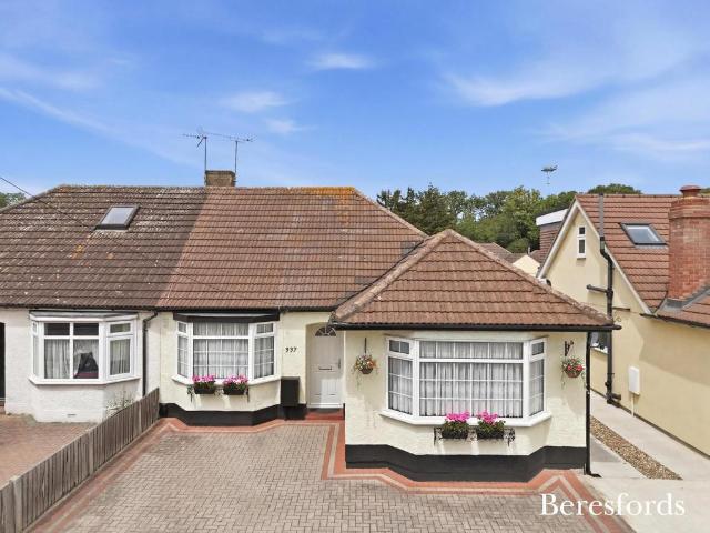 2 bedroom bungalow for sale