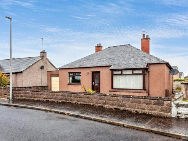 2 bedroom bungalow for sale