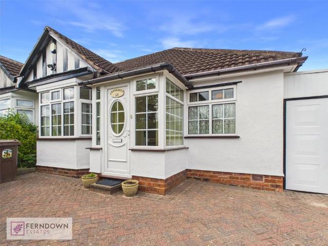 2 bedroom bungalow for sale