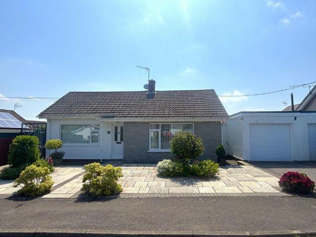 2 bedroom bungalow for sale