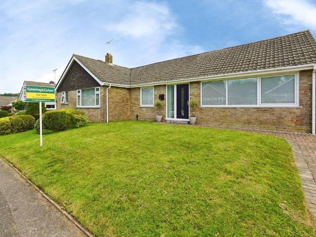 2 bedroom bungalow for sale