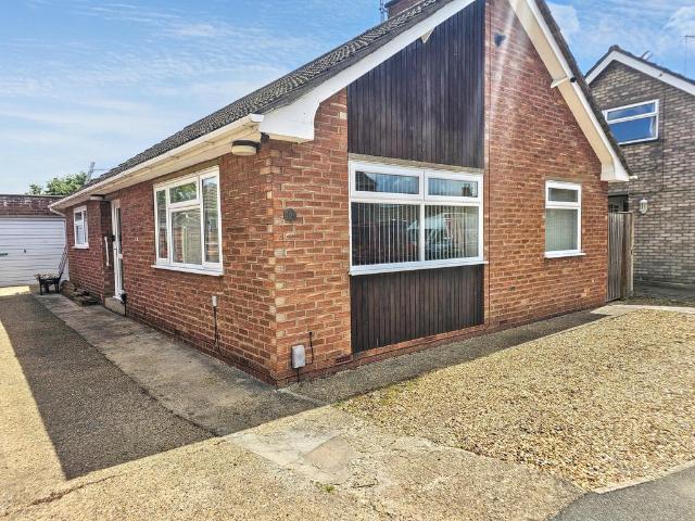 2 bedroom bungalow for sale