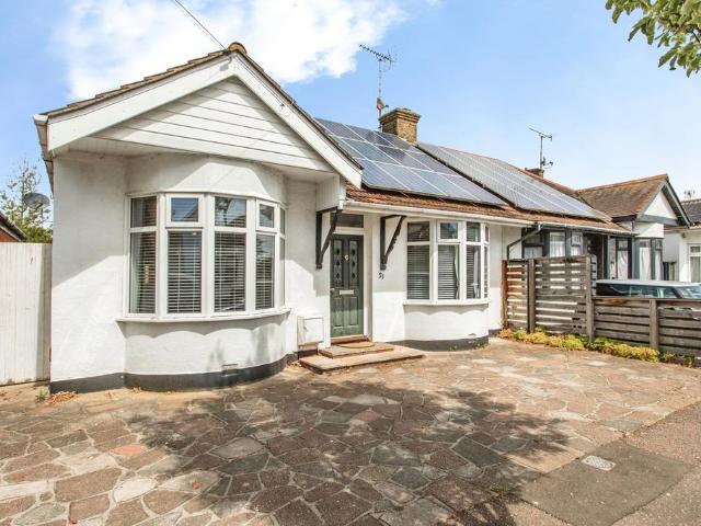 2 bedroom bungalow for sale