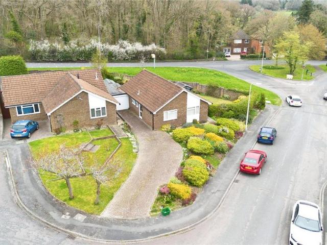 2 bedroom bungalow for sale