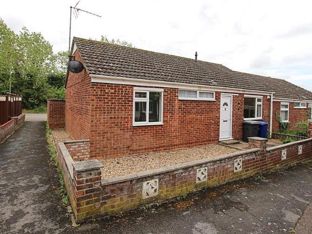 2 bedroom bungalow for sale