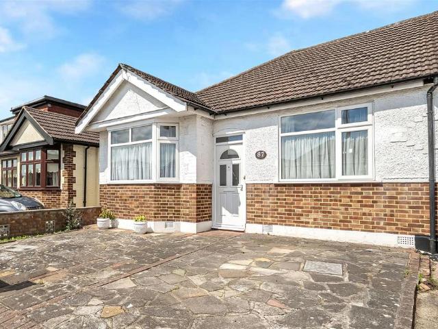 2 bedroom bungalow for sale