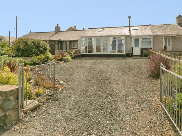 2 bedroom bungalow for sale