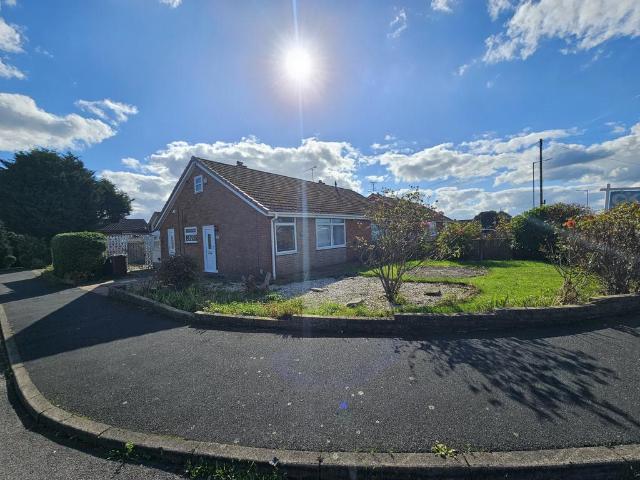 2 bedroom bungalow for sale