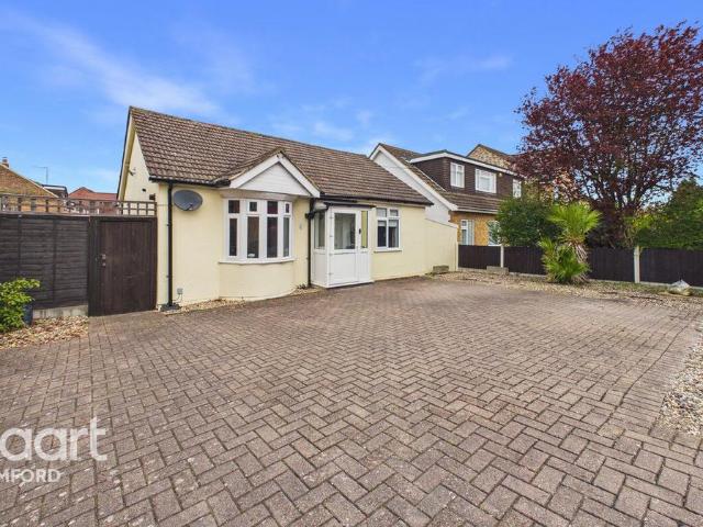3 bedroom bungalow for sale