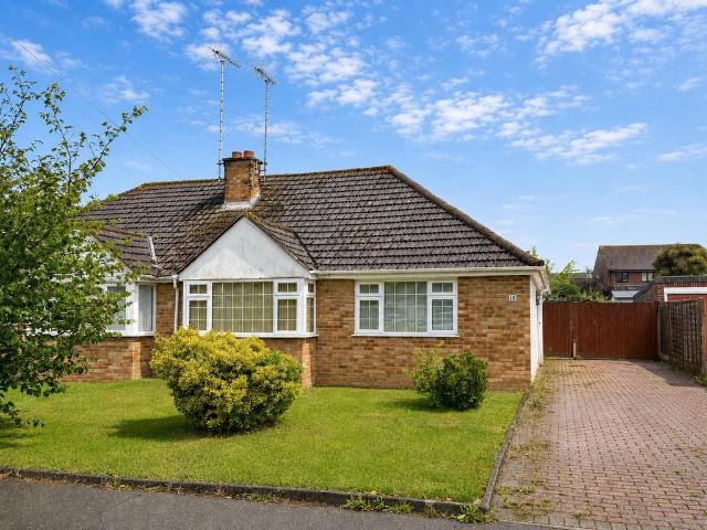 2 bedroom bungalow for sale