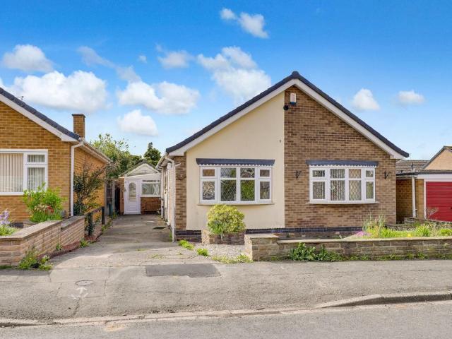 2 bedroom bungalow for sale