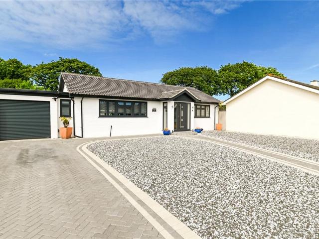 2 bedroom bungalow for sale