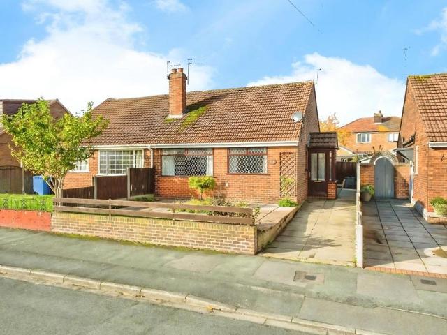 2 bedroom bungalow for sale