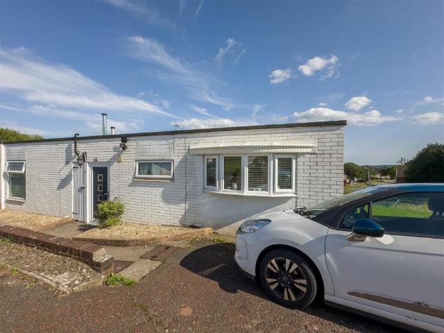 2 bedroom bungalow for sale