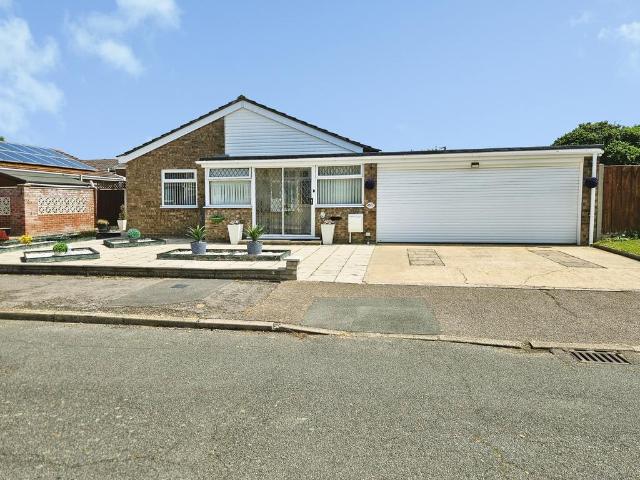 2 bedroom bungalow for sale