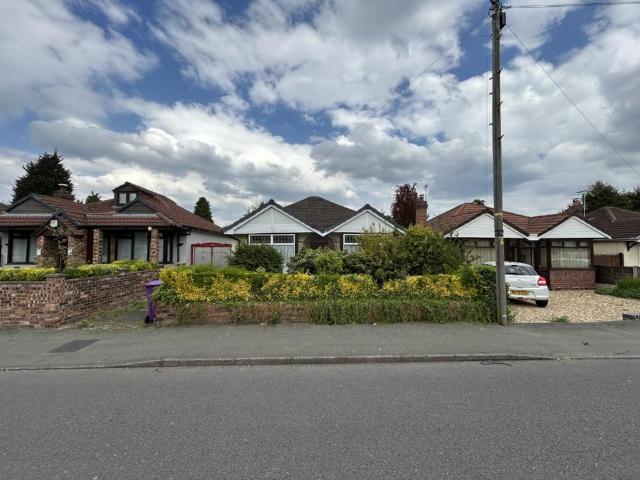 2 bedroom bungalow for sale