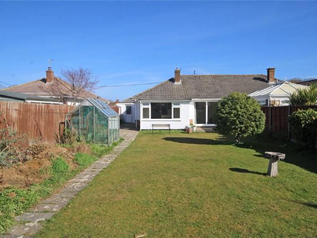 2 bedroom bungalow for sale