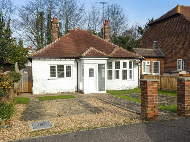 2 bedroom bungalow for sale