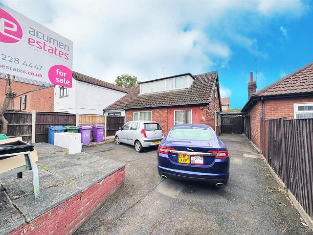 2 bedroom bungalow for sale