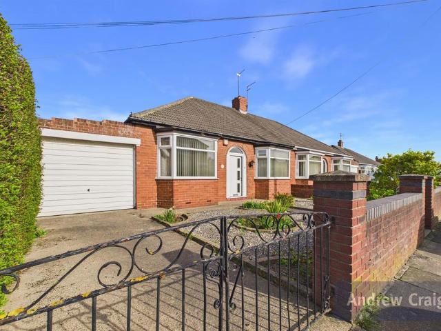 2 bedroom bungalow for sale