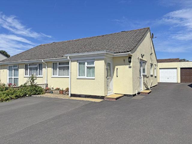 2 bedroom bungalow for sale