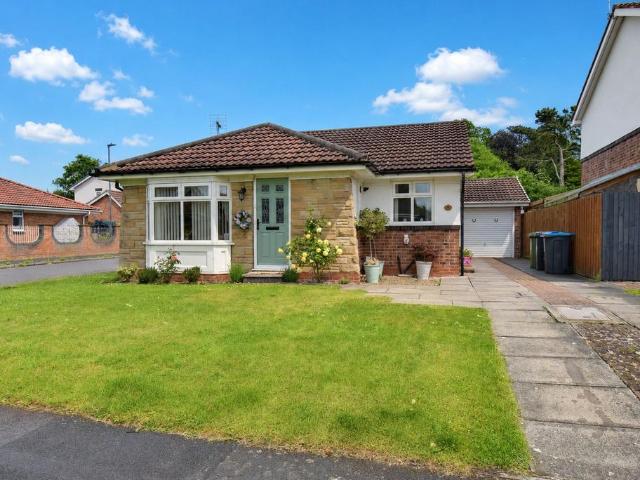 2 bedroom bungalow for sale