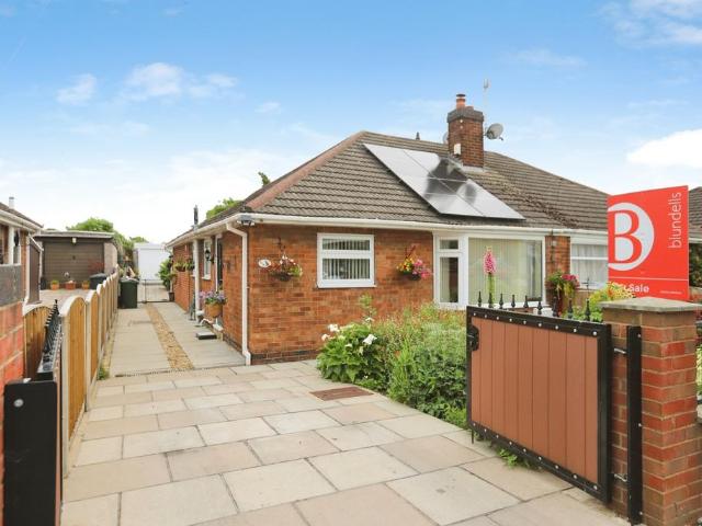 2 bedroom bungalow for sale