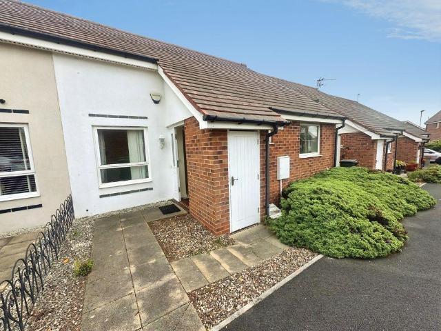 2 bedroom bungalow for sale