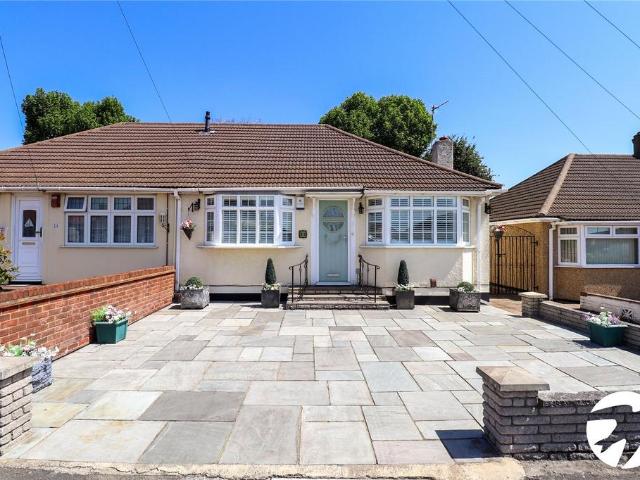 2 bedroom bungalow for sale